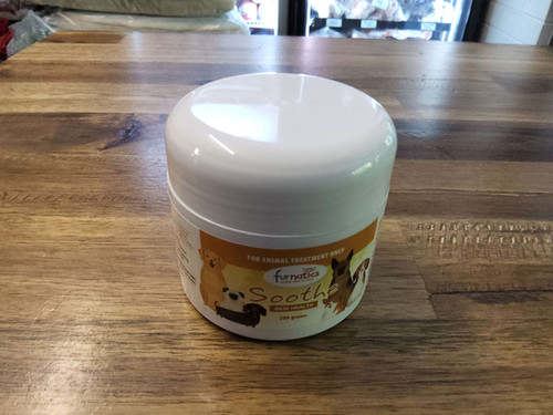 Dynavyte soothe furnatics 200gm | Macleay Pets Plus