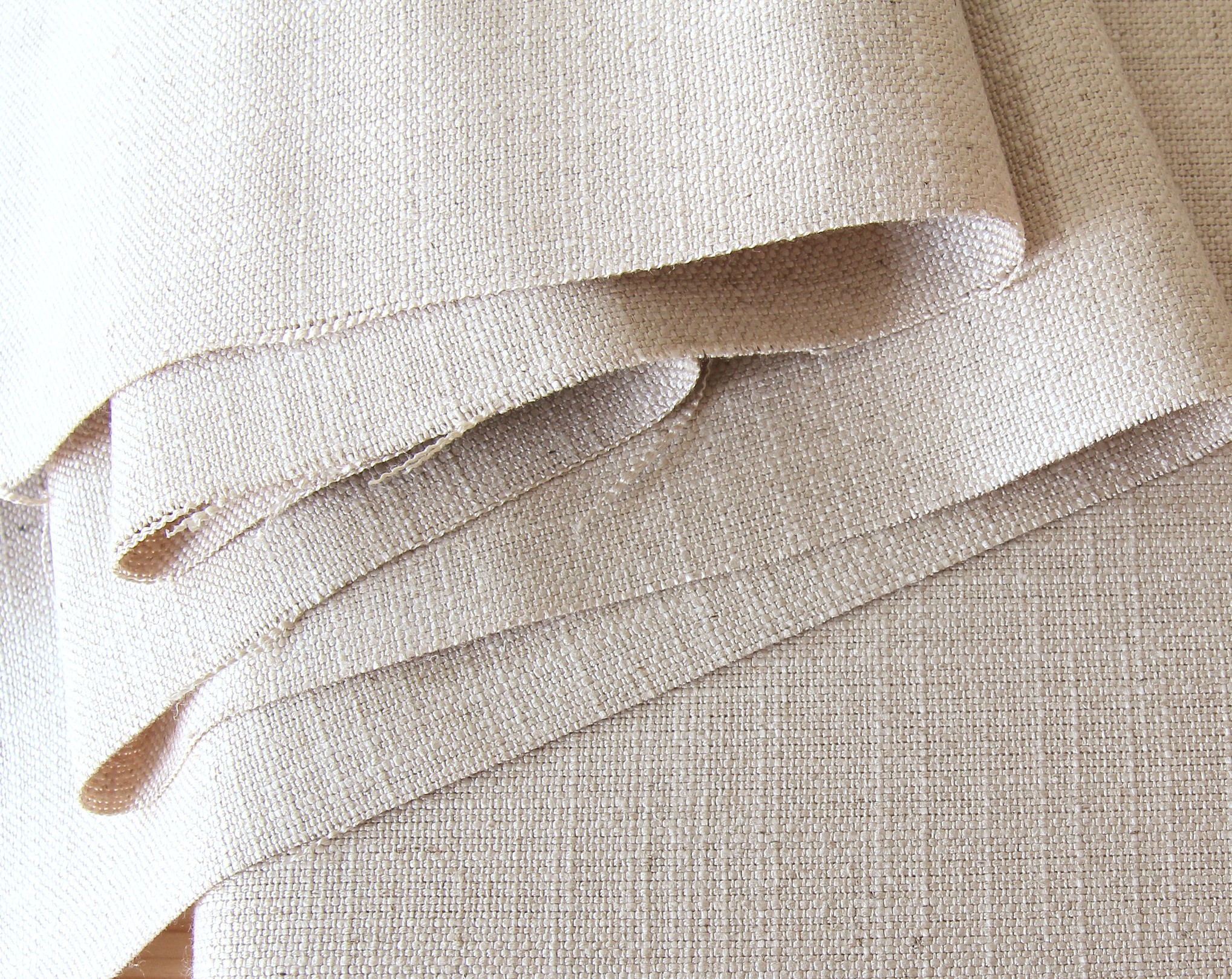 RUSTIC CREAM LINEN BLEND