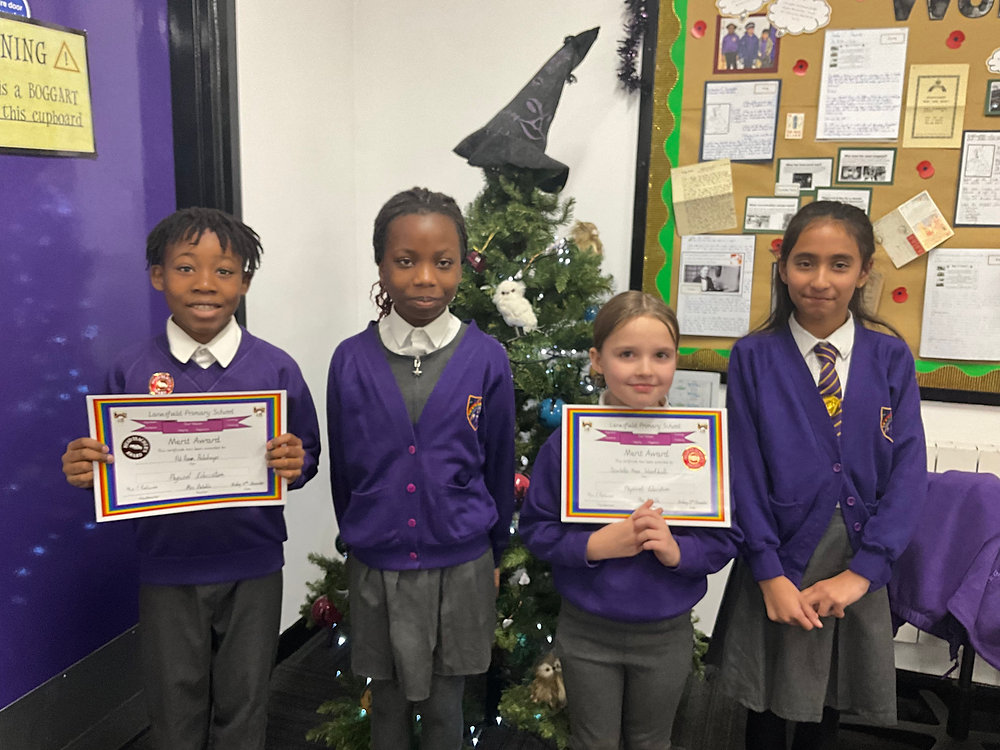 Well done to Indigo Class Merit award and Gold card children ⭐