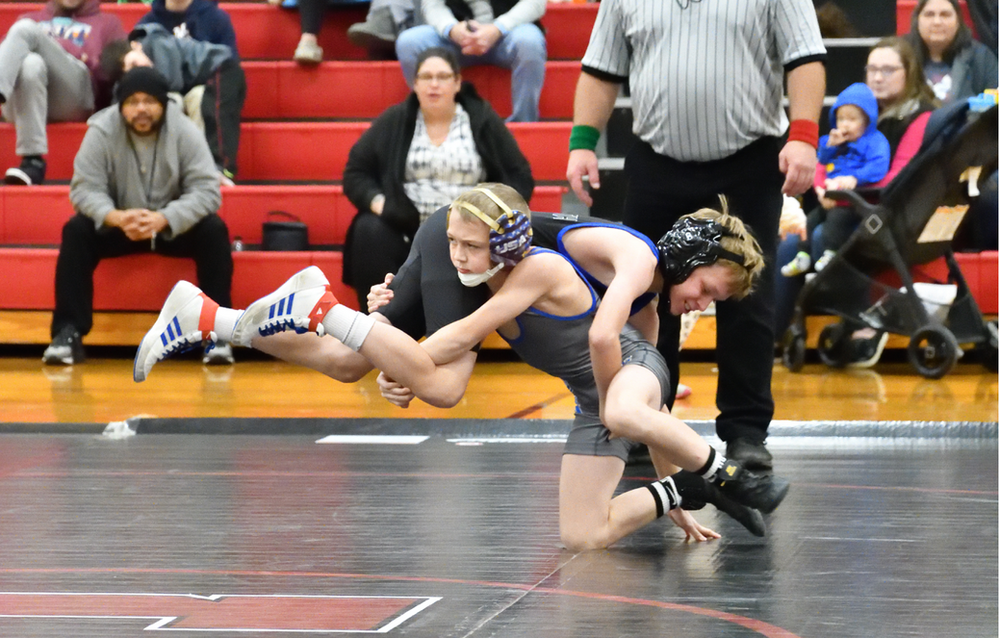 Sycamore Knights Win Wrestling 'Battle of the County'