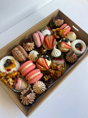 Small Treat Box | Bakers Wanna Bake