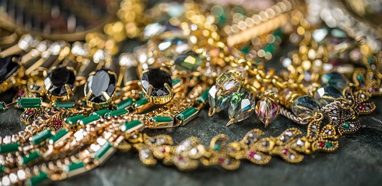 8 Warna Emas yang Jarang Diketahui