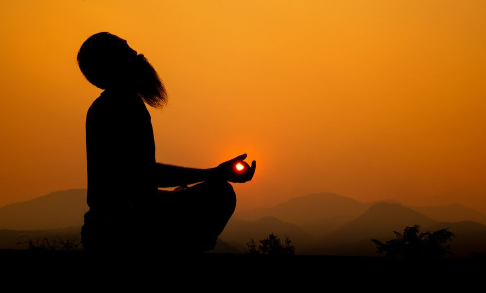 Surya Bhedana Pranayama in Yoga - Steps, Benefits, and Precautions
