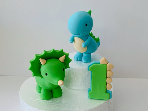 Fondant Dinosaur Cake Topper Decoration