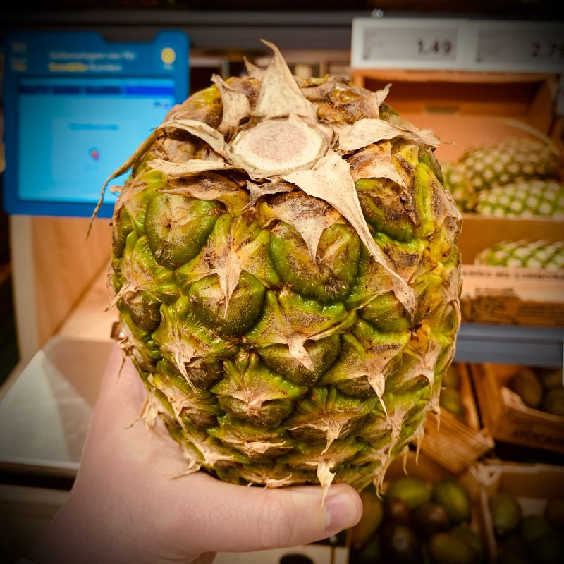 Germany: Lidl has started testing Crownless Pineapple