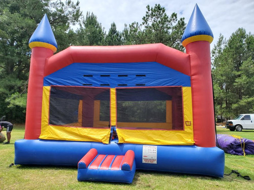 Extra large bounce house | FACC RENTALS