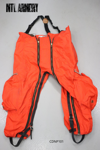 CANADIAN FORCES SAR TECH PANTS SIZE LARGE | MTL ARMORY
