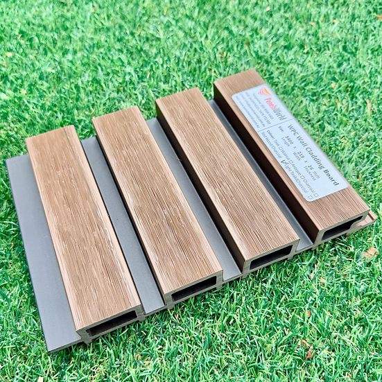 Outdoor WPC Wall Cladding - Redwood / Charcoal - 5400 x 219 x 26mm ...