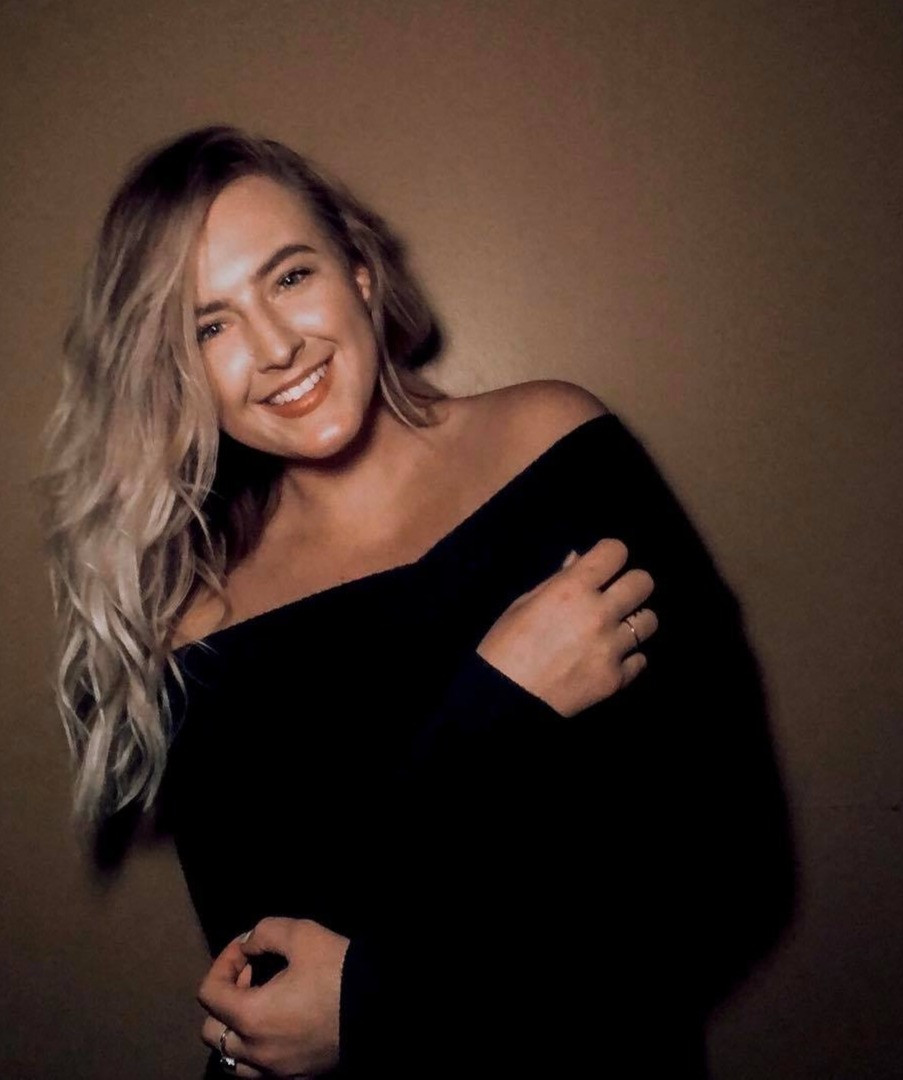 ABOUT | Kelsey Bartley