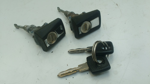 MERCEDES W124 DOOR LOCKS WITH KEYS | ThreePointedPartsLtd