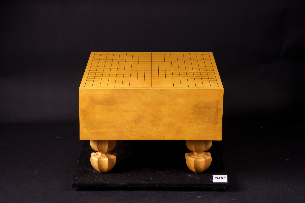 【KA0167】Kyushu Hon-Kaya, Masame (Straight Grain), Go Board with Legs ...