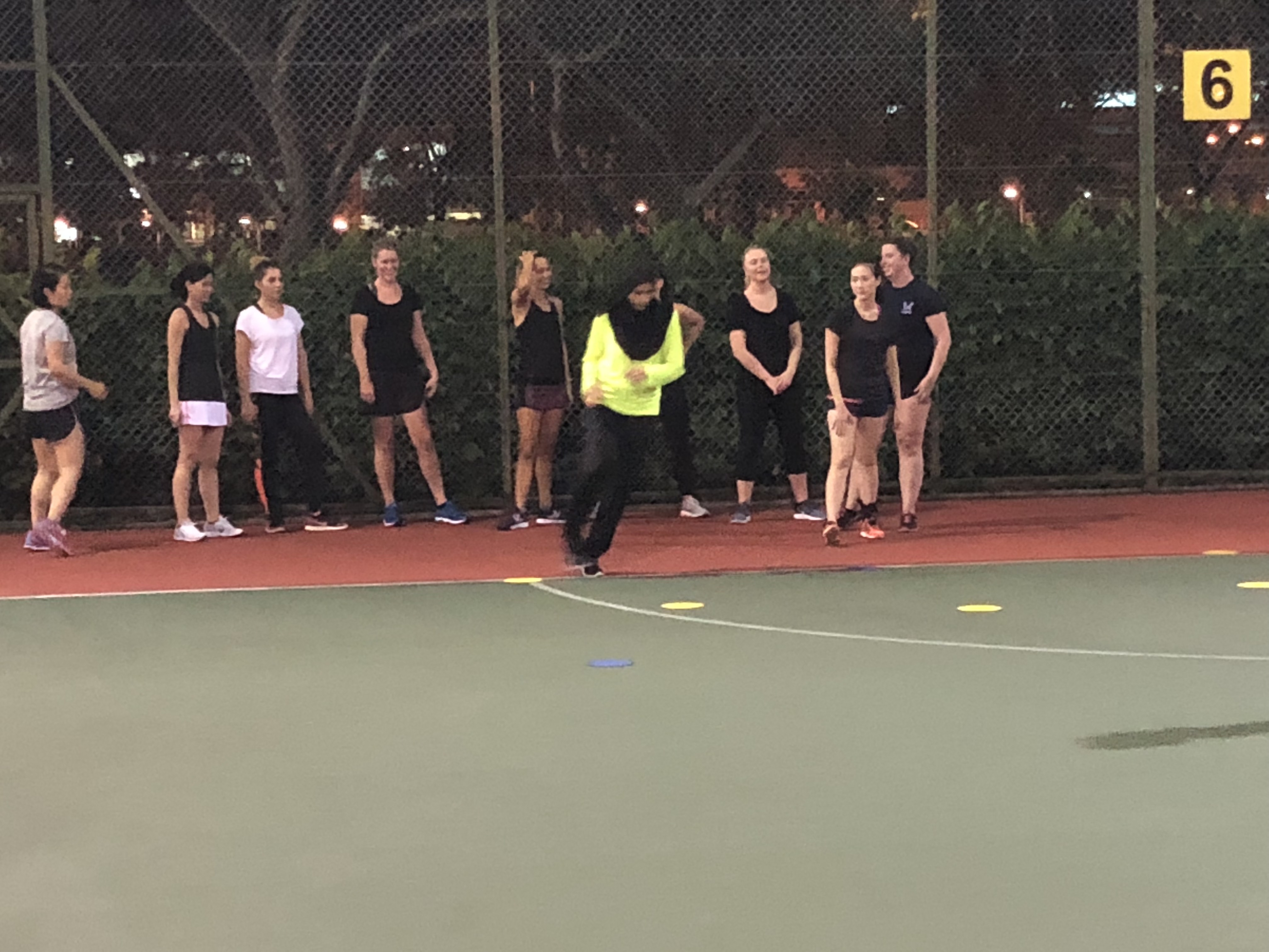 Join us and play Netball again | Back2Netball