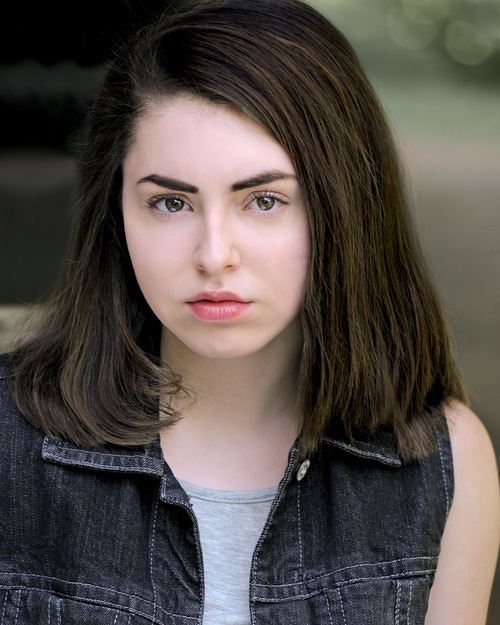 Headshots | Sydney Bell