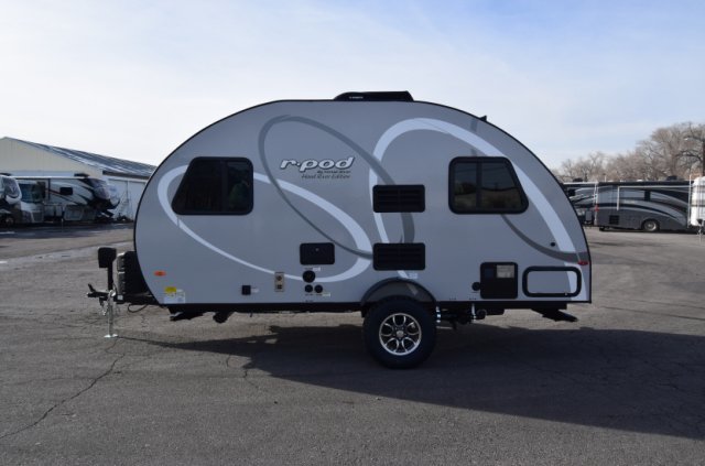 171 R-Pod | Trailer Rental | United States | RV Phoenix, LLC