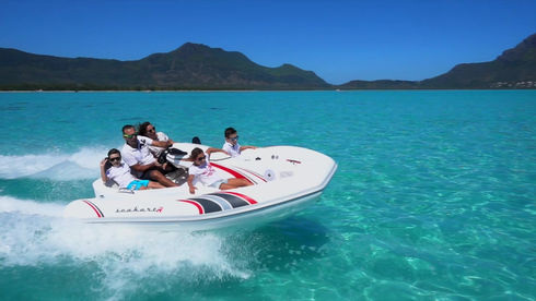 Seakart 335 - The Boat