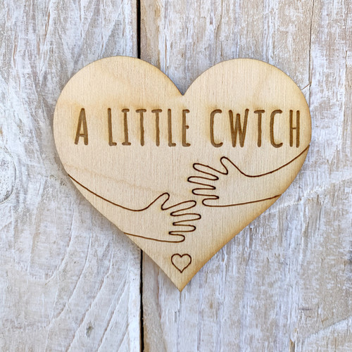 Plywood Engraved Heart A Little Cwtch Token or Keyring 5 Pack ...