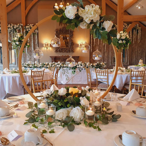 80cm gold floral hoop centrepieces | enlightenmyday