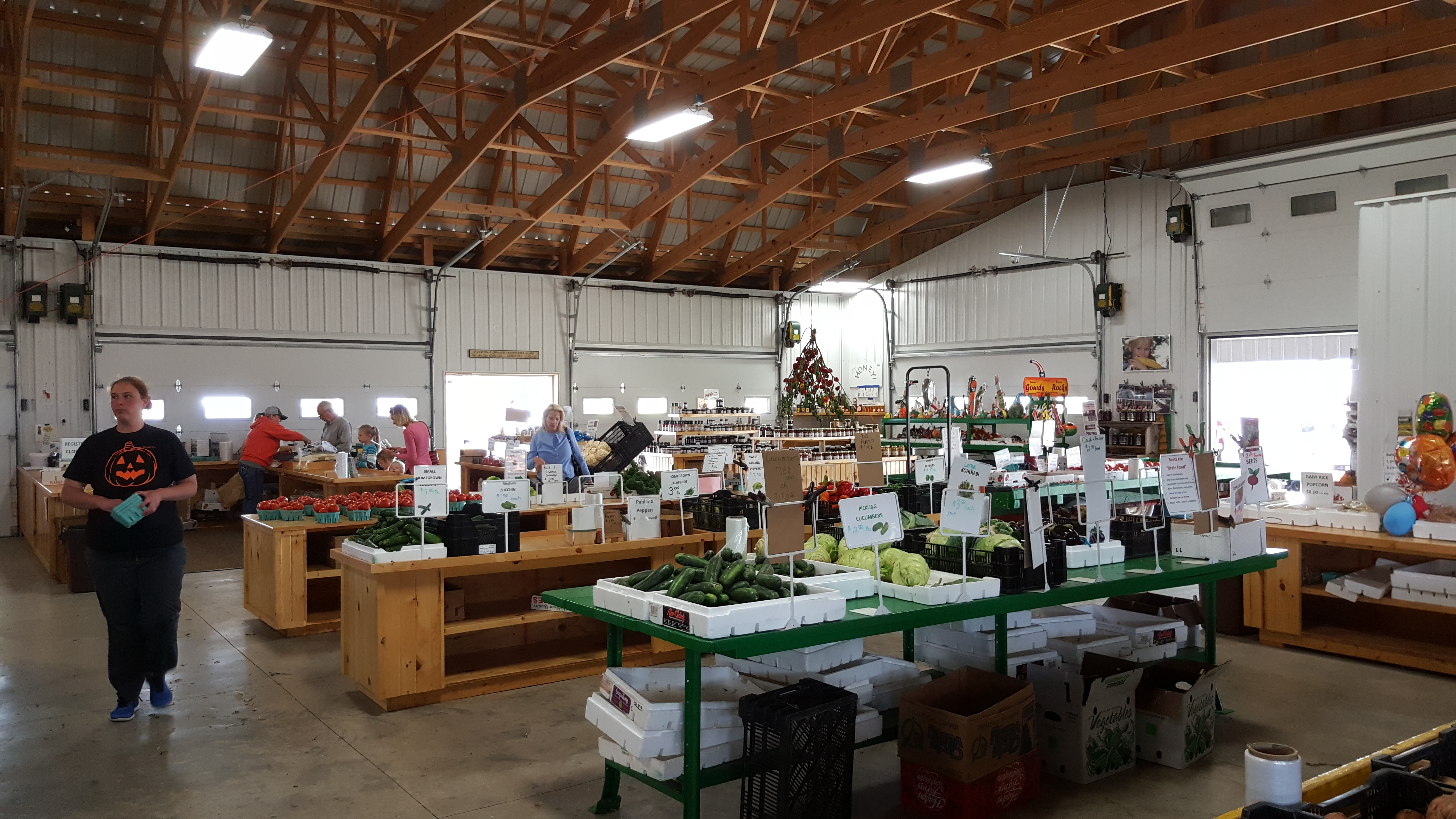 GALLERY | pearce-farm-stand