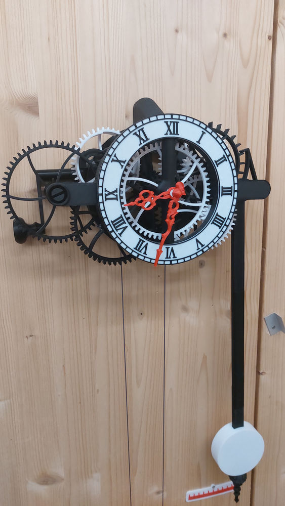 32 Day easy build - Ticks like a champ ;) | Steve's Clocks