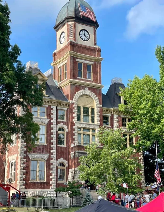 Nicholas County Courthouse