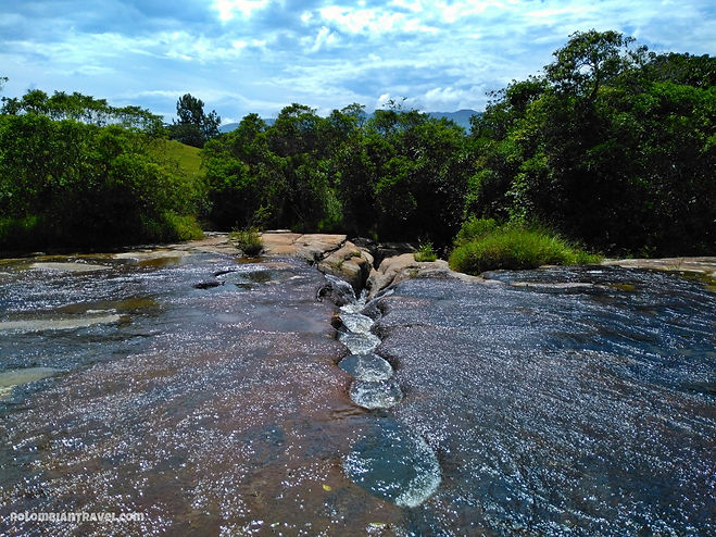 Las Gachas ¿hay un Caño Cristales en Santander? | Rolombian Travel