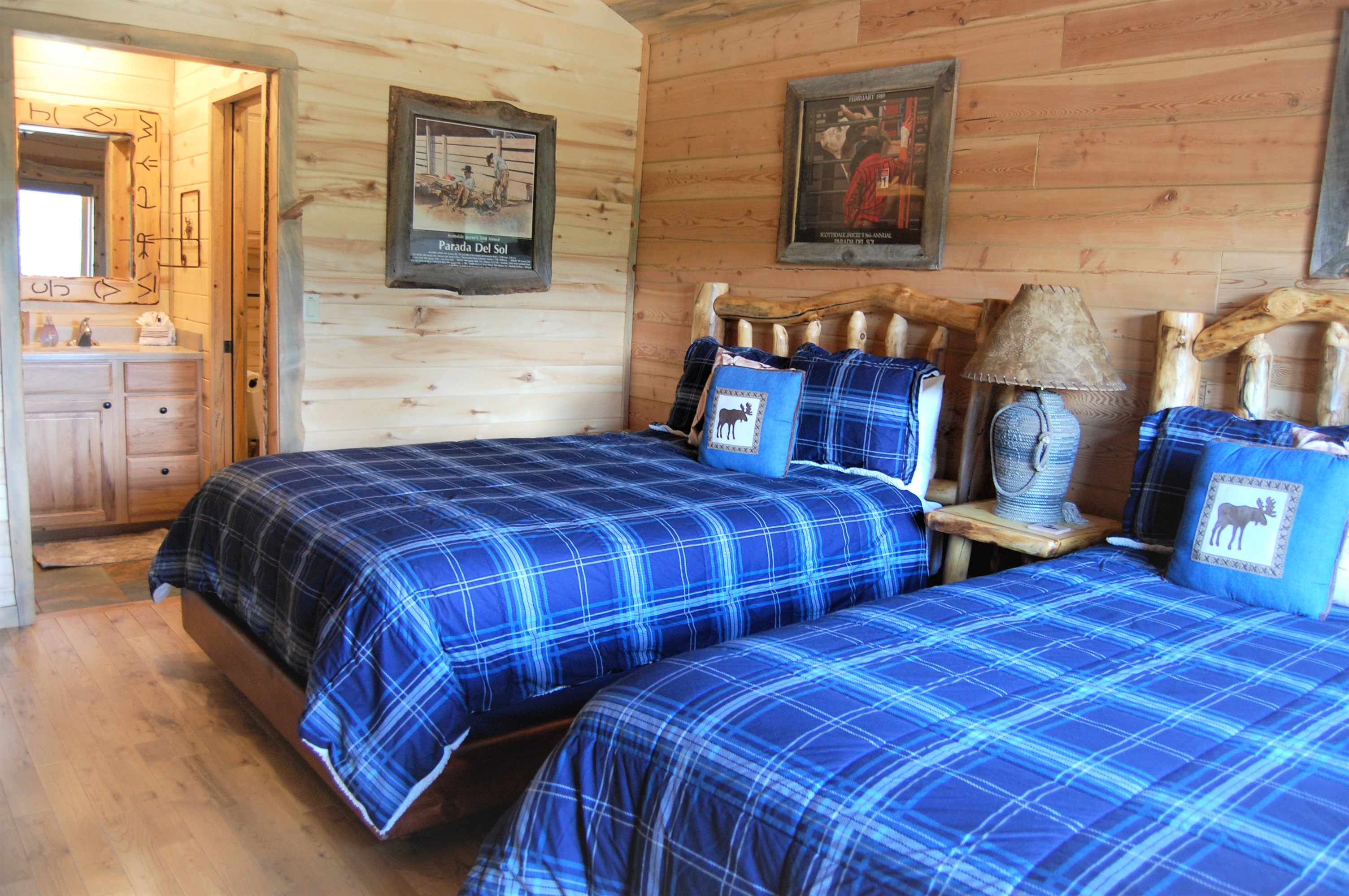 The Cabins at Hartland Ranch - Trails End Cabin - Three Bedroom Cabin
