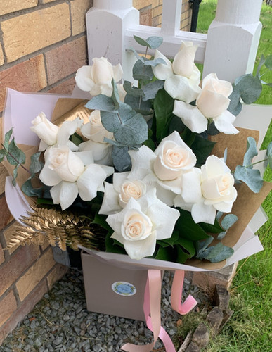 White Reflexed Roses | Buncha Flowers Glasg