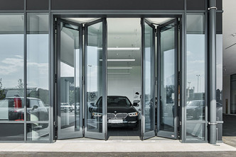 Doors for Showrooms | SCHNEIDER Doorsystems