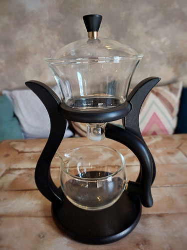 Gravity Teapot | A Tea Story