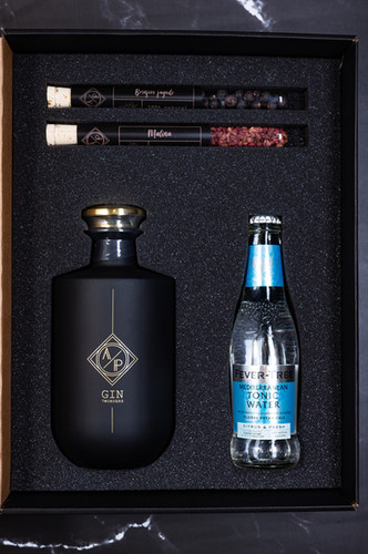 Darilni set MAXI | Popolno darilo za moškega | AP gin