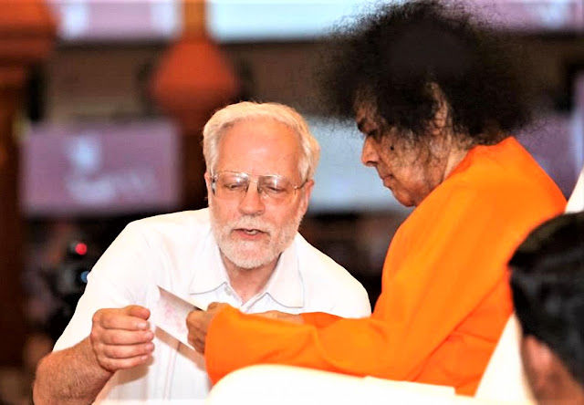 Sri Sathya Sai Baba: The Fountain of Love – Prof. David Gries