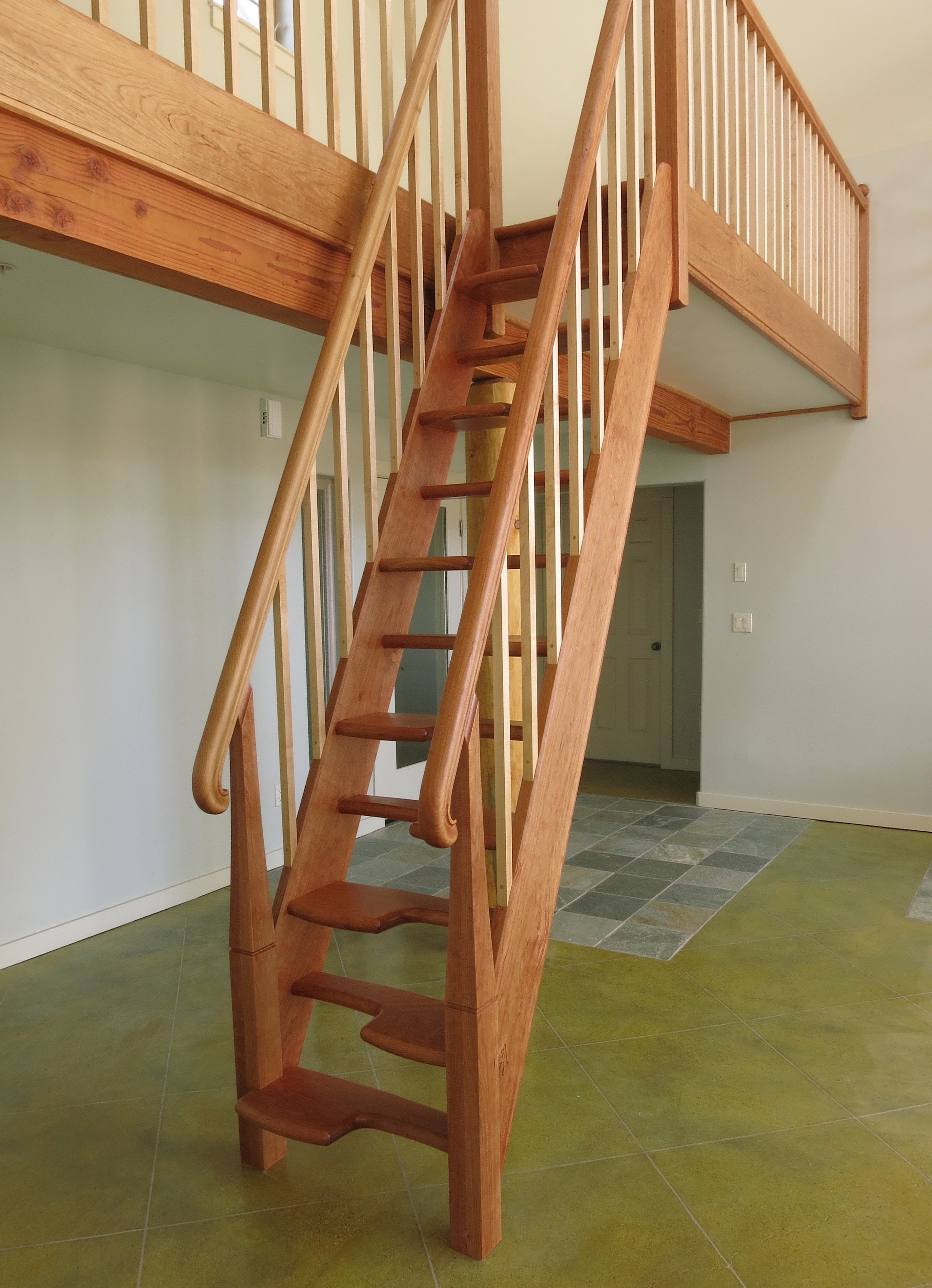 Alternate-Tread Staircase