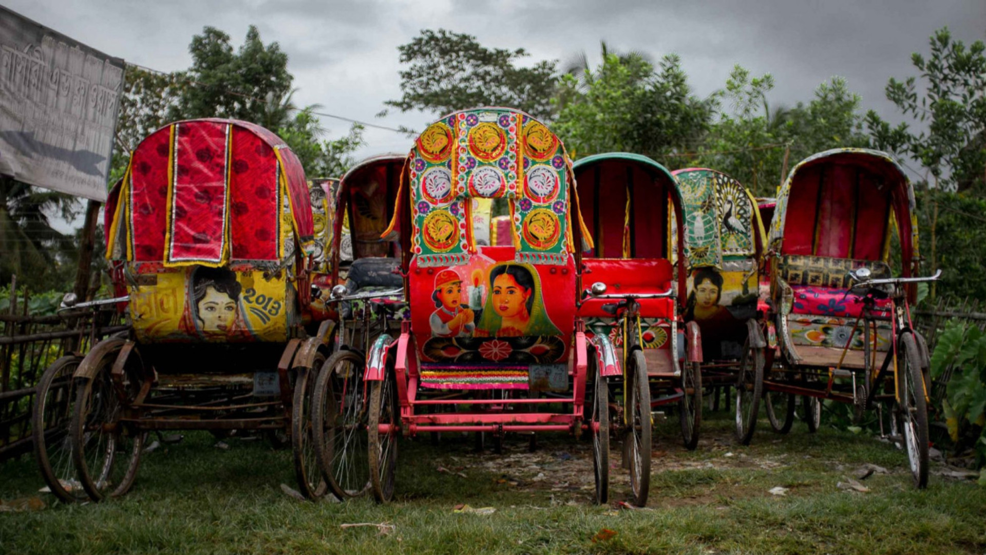Rickshaw Painting in Bangladesh: An Artwork of Deep Significance