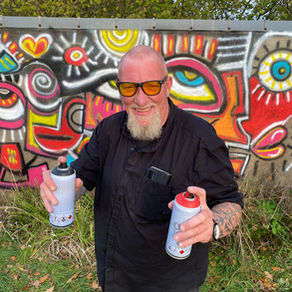 Accueil | Totems Tikis artiste-peintre et sculpteur à la tronçonneuse