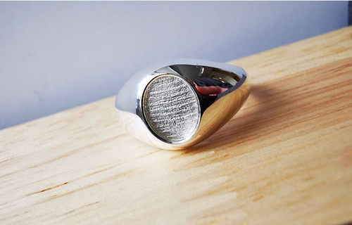 Mens traditional signet ring | Polished Memories