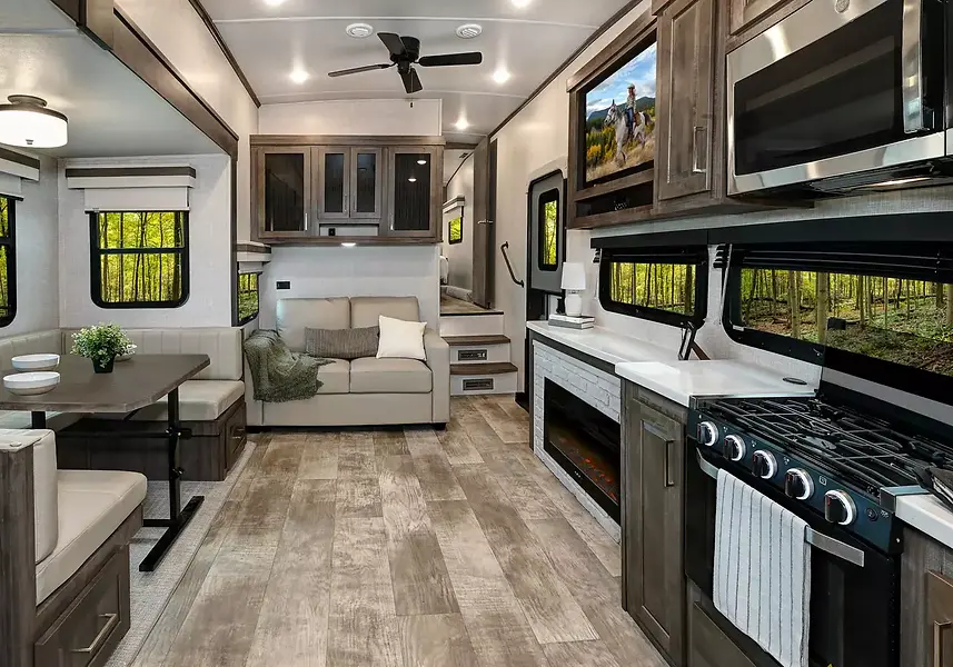 CCRV | Rockwood 5th Wheels for sale UK