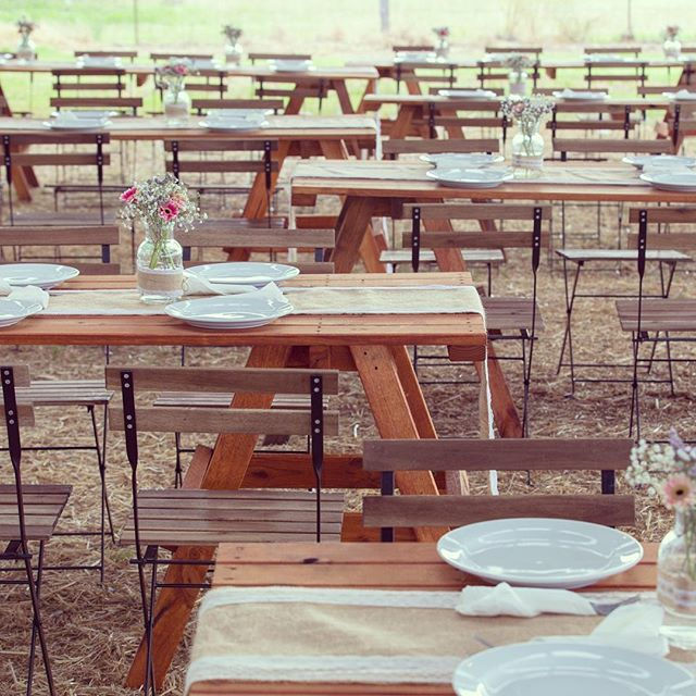 How to create a rustic theme for your next event