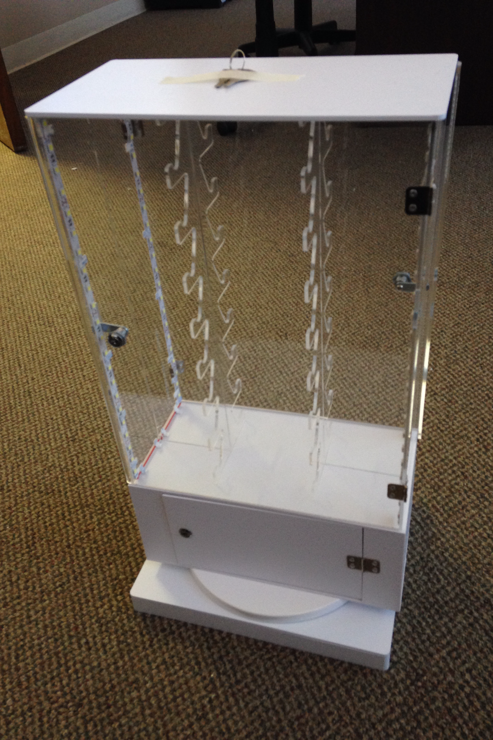 ACRYLIC KNIFE DISPLAYS - ROTATING & LED