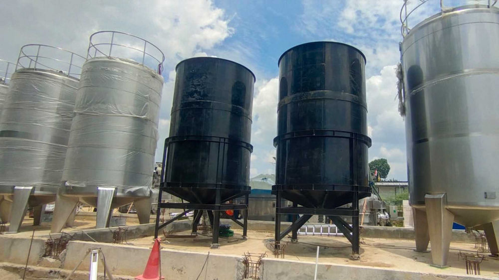 Perbedaan antara Tangki Berbahan Plastik dan Tangki Berbahan SteelFlootank