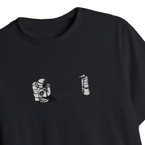 Praying Astronaut Chainsawman - Anime T Shirt | KITA MX