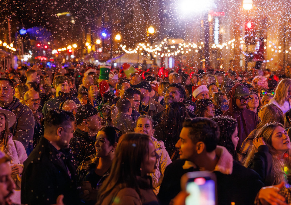 Ventura Winter Wine Walk & Holiday Street Fair | wine festival ...