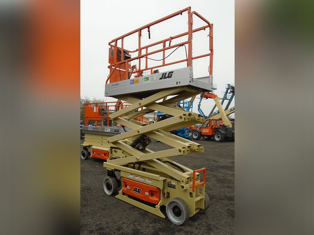 JLG 2030ES | EquiposyHerramientas