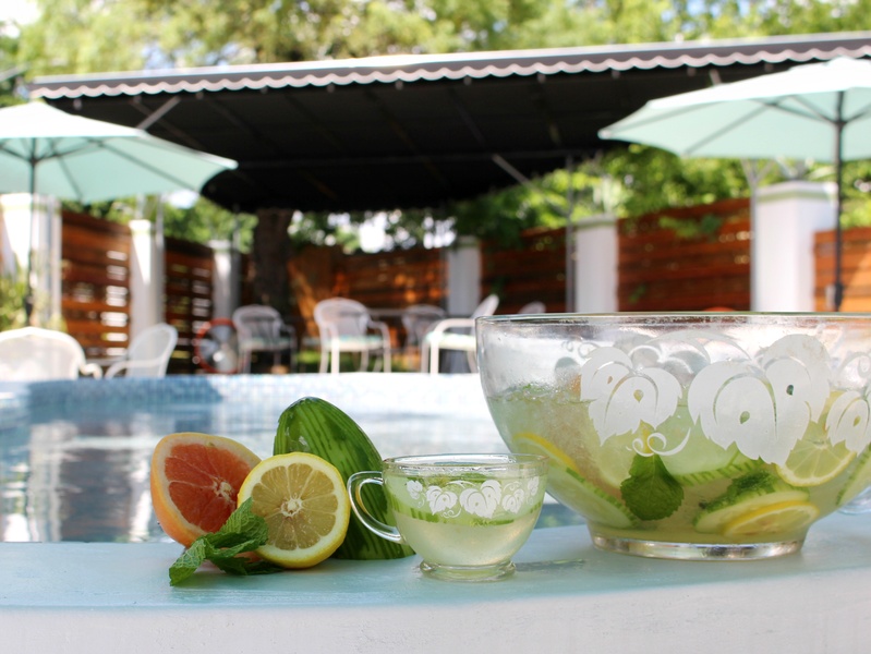 Kitty Cohen's | Austin, TX Patio Bar
