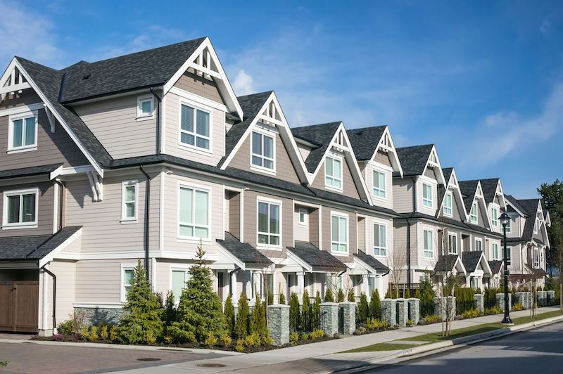 Townhouse vs Detached House