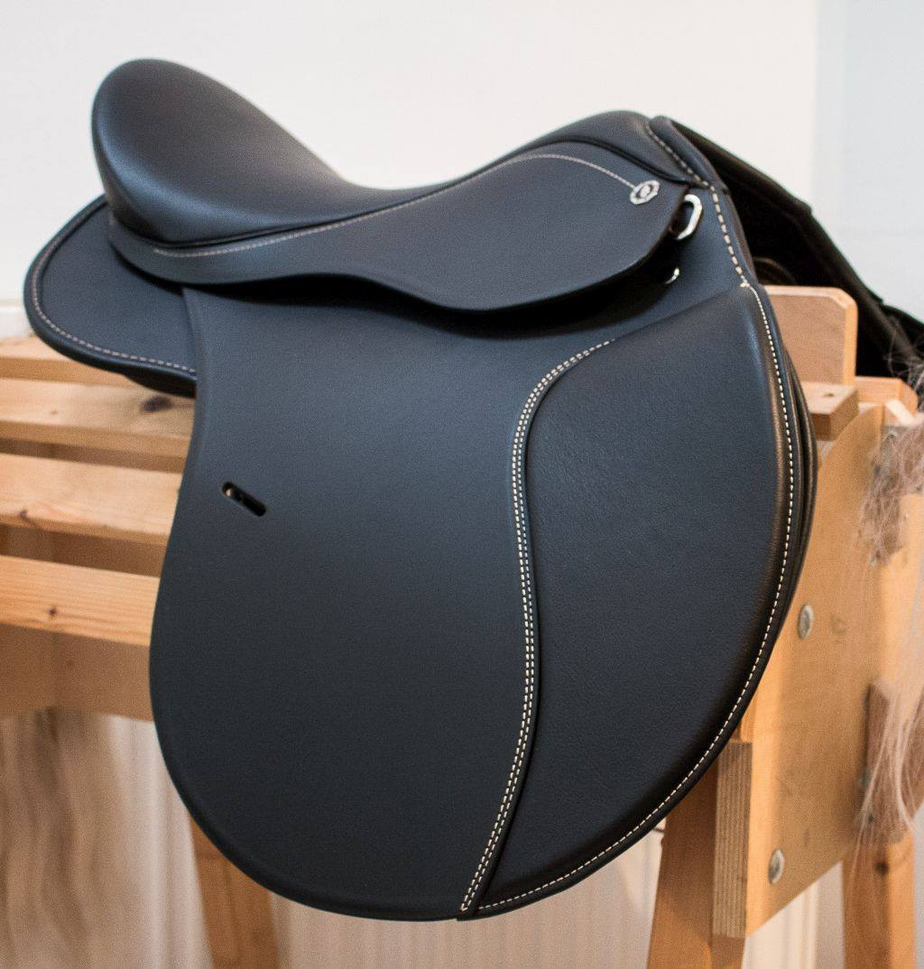 Hop Tree Saddle | Leather tree Saddle | Caballo