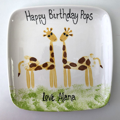 Footprint Giraffe Design | Crafty Monkey