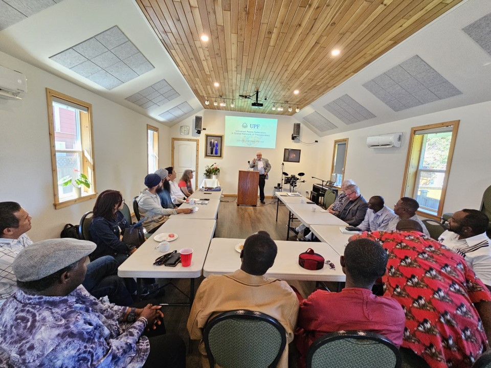 Vancouver Seminar Explores Principles of Conflict Resolution