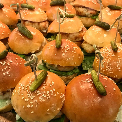 Beef Sliders | itsdeliciouscatering
