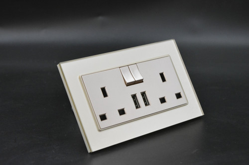 UK LONDON -DOUBLE POWER SOCKET WITH USB | ISH - KUWAIT