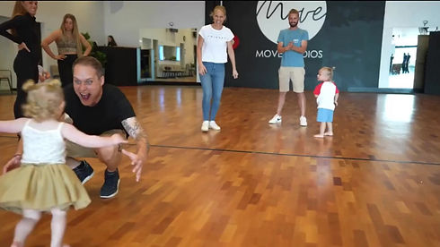 Home | Count me in dance School